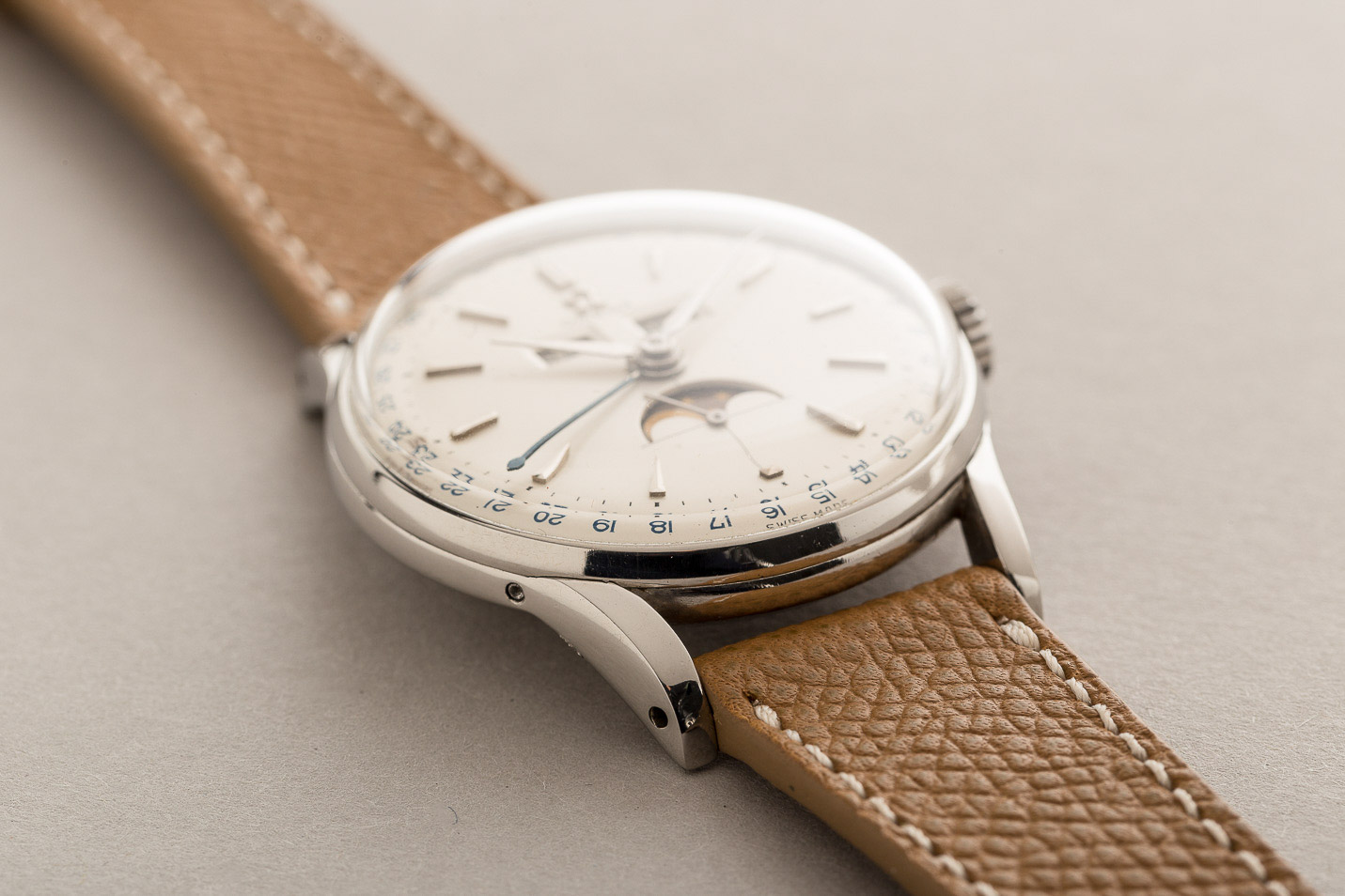 Omega Cosmic Calendar Vintage Wristwatch 2471-1 - Shuck the Oyster ...